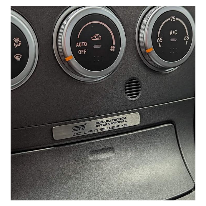 Console Badge - Titanium